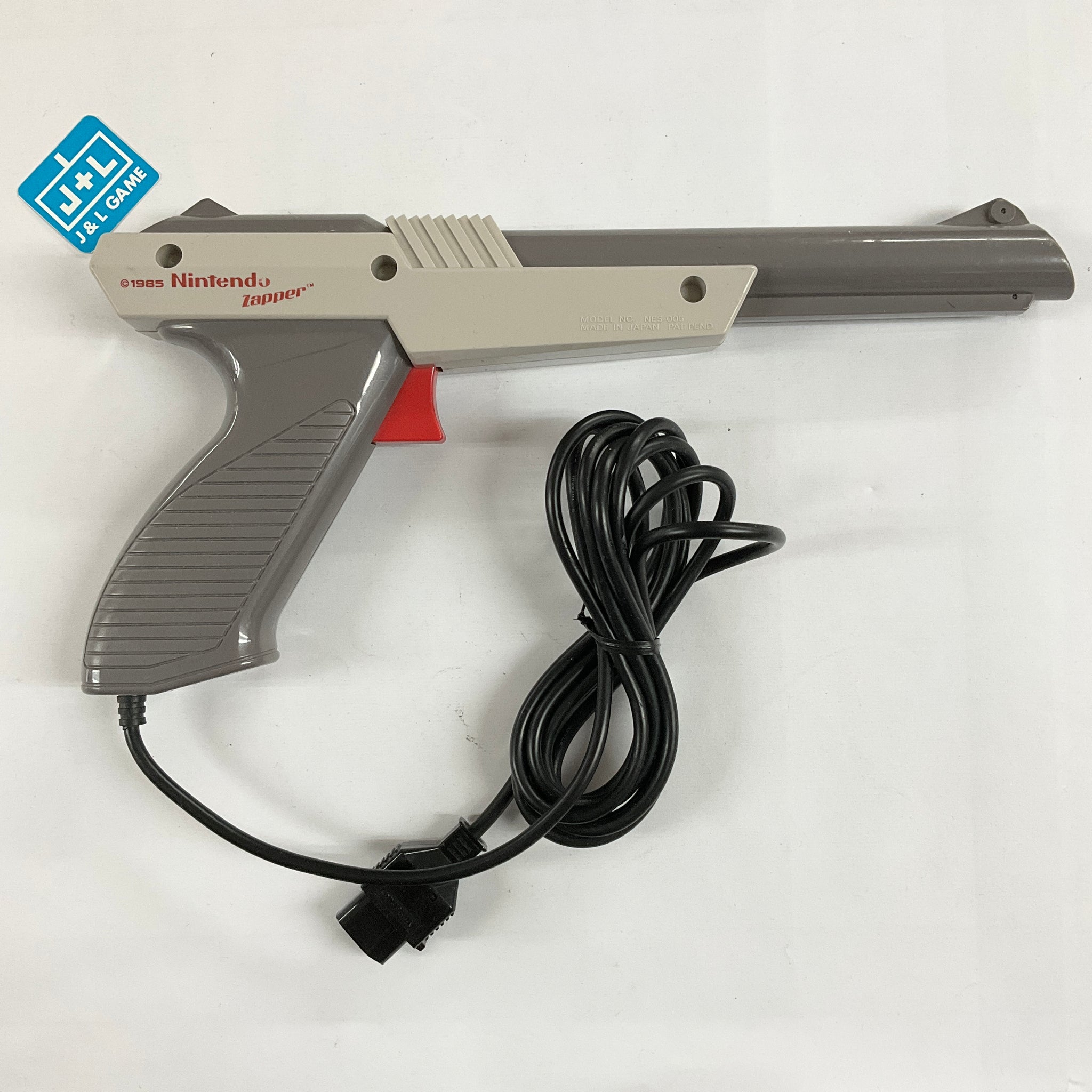 Nintendo NES Zapper Light Gun (1985 Gray) - (NES) Nintendo Entertainme ...